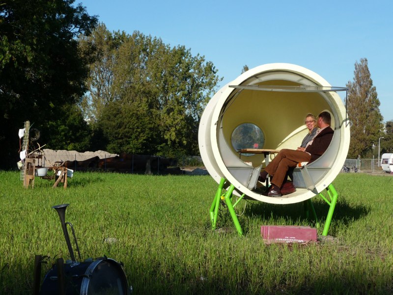 24 oranges » Creative camping in fancy design objects24 oranges